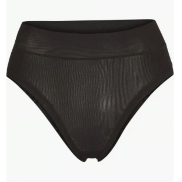 SKIMS | Intimates & Sleepwear | Nwot Skims Summer Mesh Brief Onyx Xl ...